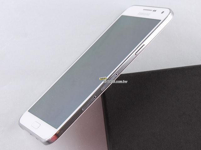 SAMSUNG GALAXY E7 價格,規格與評價- SOGI手機王